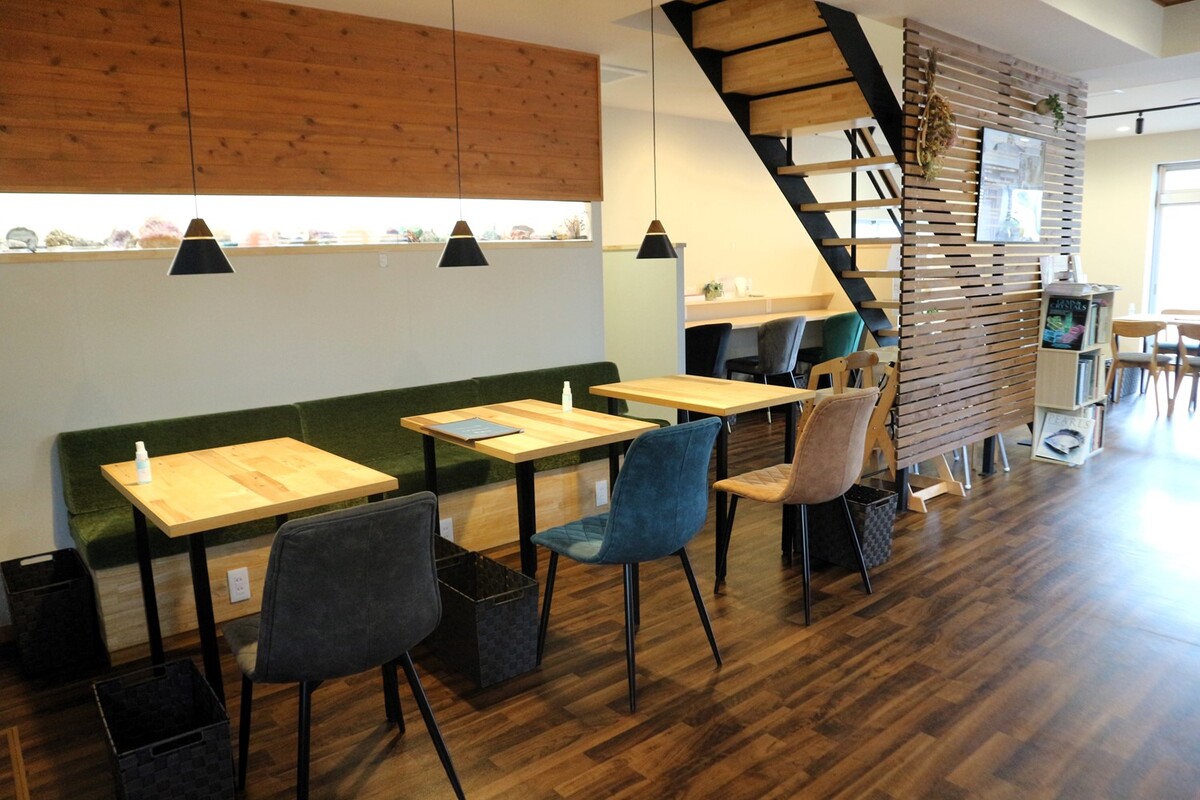『BRILLIANT CAFE（ブリリアントカフェ）』レトロな喫茶店メニューが味わえる憩いのカフェ｜ by HELLO CYCLING ...