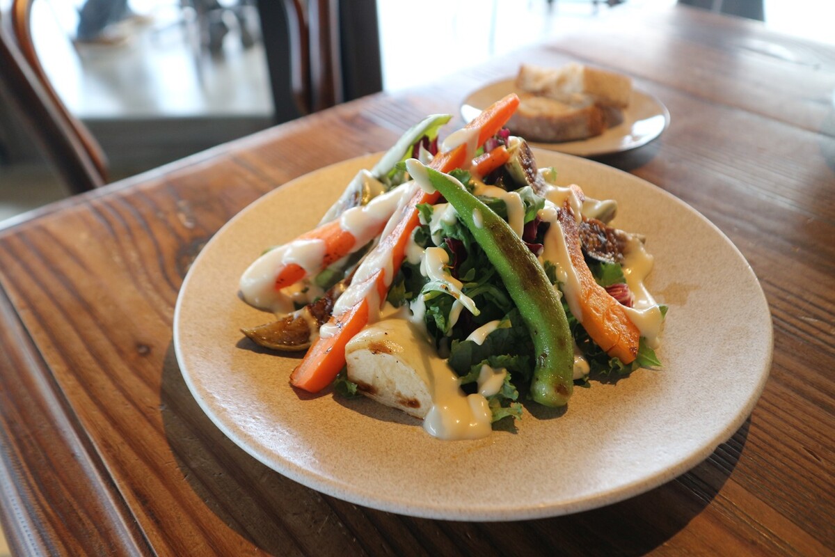 『TOKYO FARM VILLAGE』東京都内の牧場カフェでファームメイドのおいしさを体験｜by HELLO CYCLING - 中央線が ...